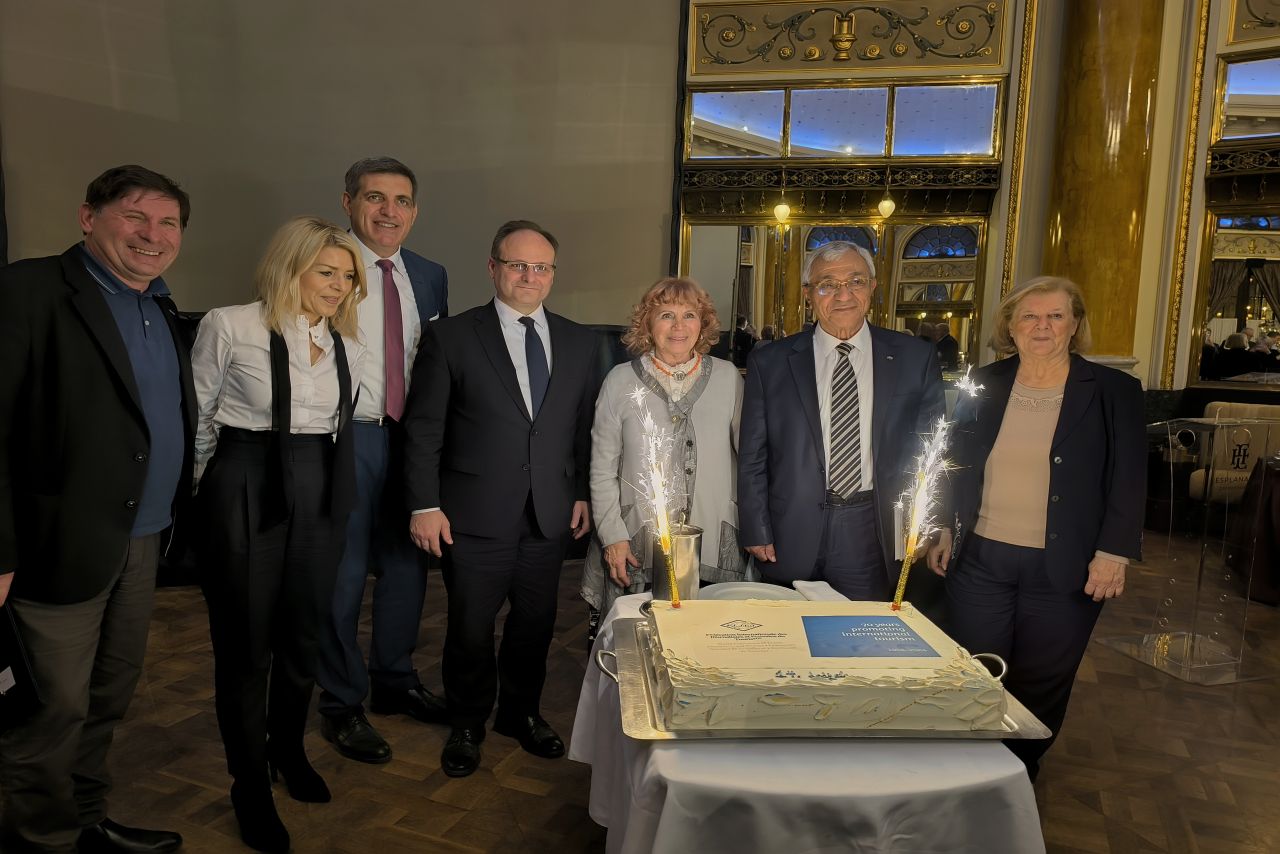 Najbolji putopisci i promicatelji turizma nagrađeni na svečanosti ...